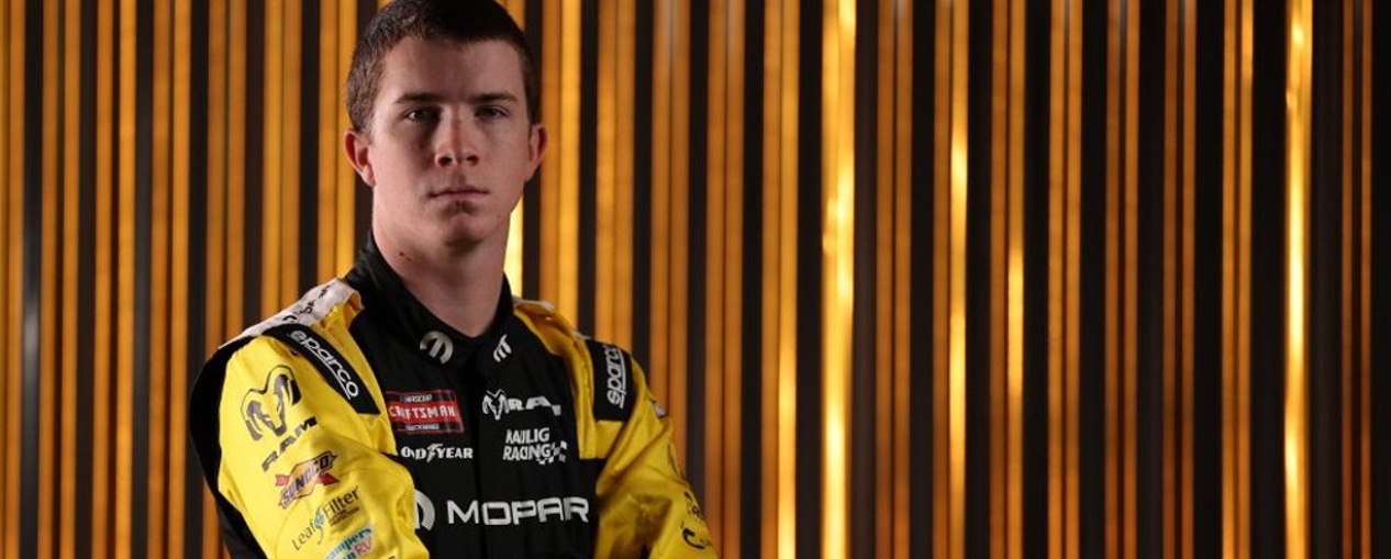 NASCAR suspende al piloto Daniel Dye por realizar burlas homofóbicas en ...